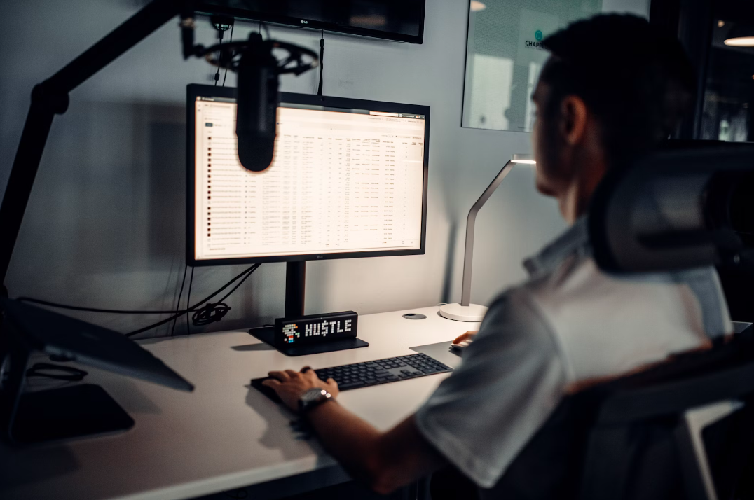 Microphone : comment le tester avant sa conférence ? | Avdis